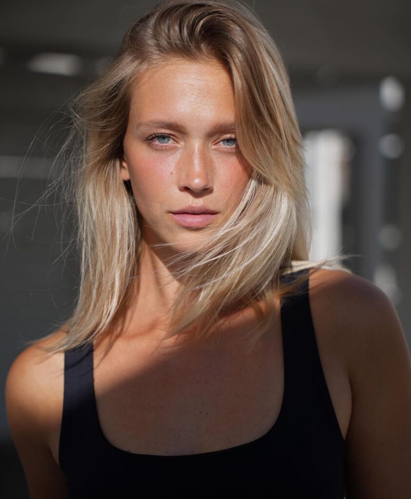 Corinna – Favourite Models et Actors